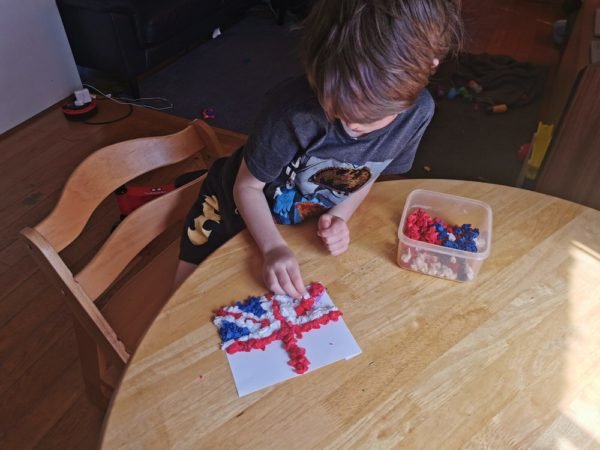 Queens Platinum Jubilee Craft - Tissue Paper Union Jack Flag
